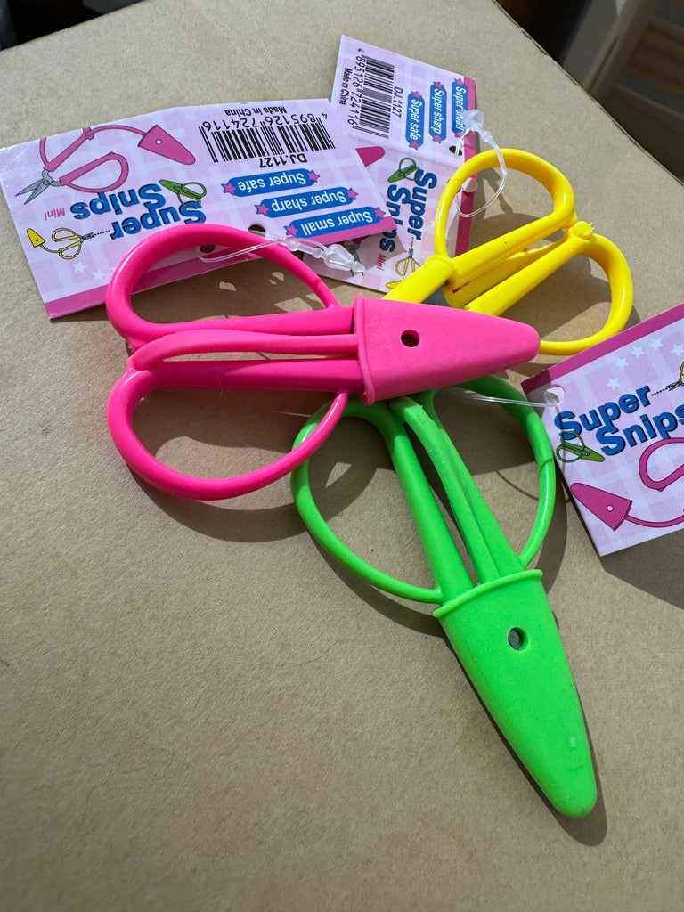 Super Snips – Little Hawk Yarns, LLC